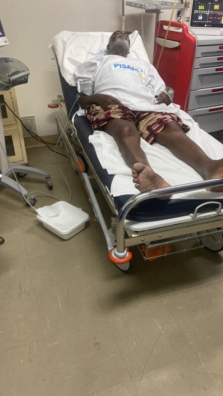 Help save uncle Roga - CotizUp.com