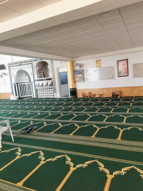 Installation moquette Mosquée - CotizUp.com